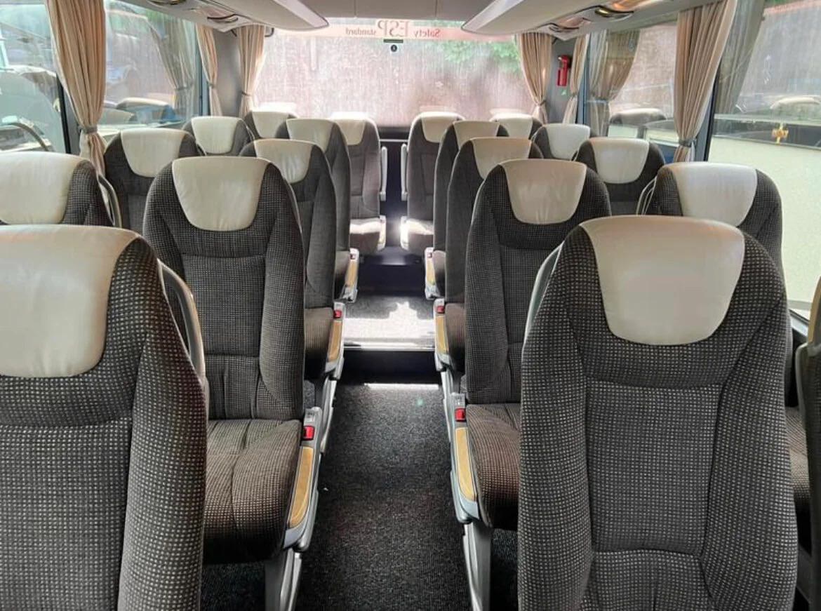 V2 52-Seater Saloon Coach – Fleckers' Coaches