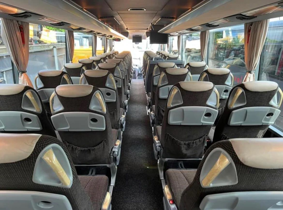 V2 52-Seater Saloon Coach – Fleckers' Coaches